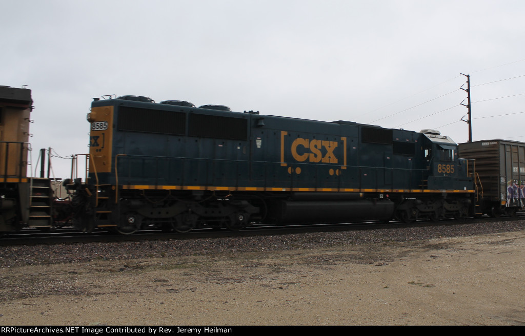 CSX 8585 (1)